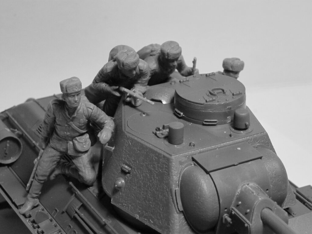 Soviet Tank Riders (1943-1945) - ICM Holding