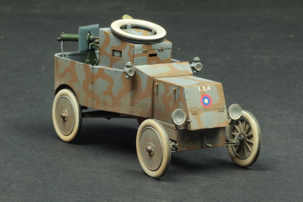 Build up! Model T RNAS Armoured Car - ICM Holding