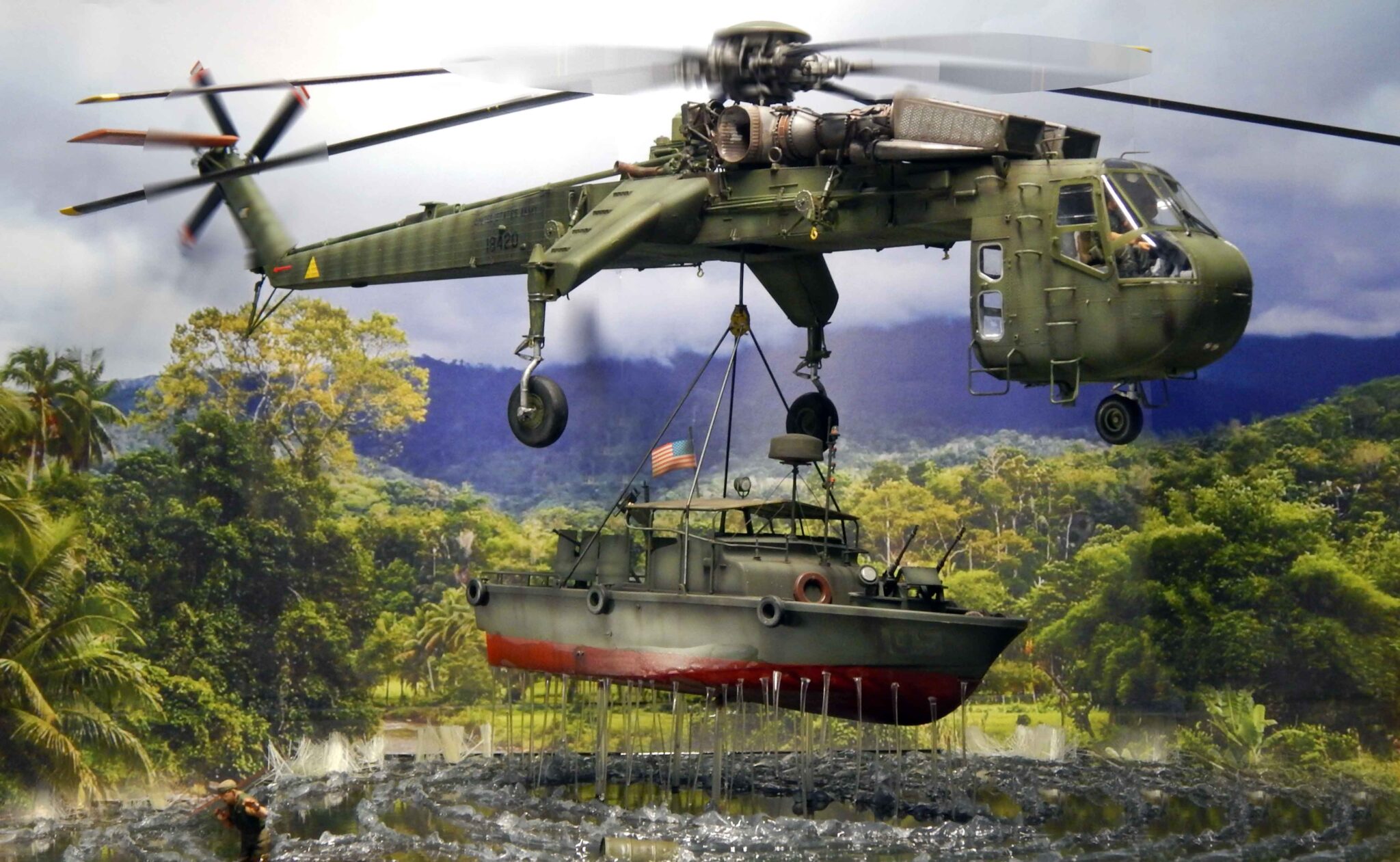 BUILD UP! Sikorsky CH-54A Tarhe - ICM Holding
